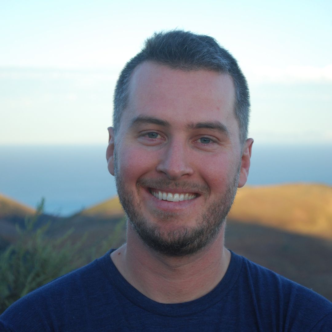 168: Sustainable Investing with Zach Stein - Mama Earth Talk